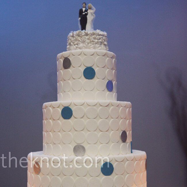 Gum-Paste Circle Cake