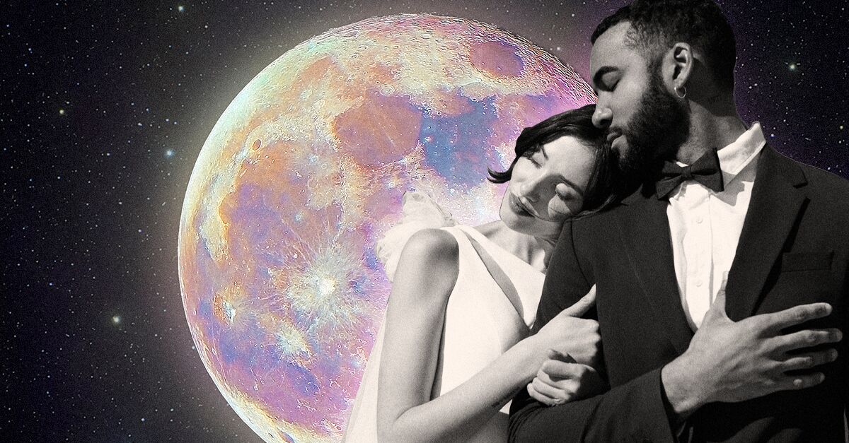 What Does a Full Moon Wedding Mean? Significance and Ideas