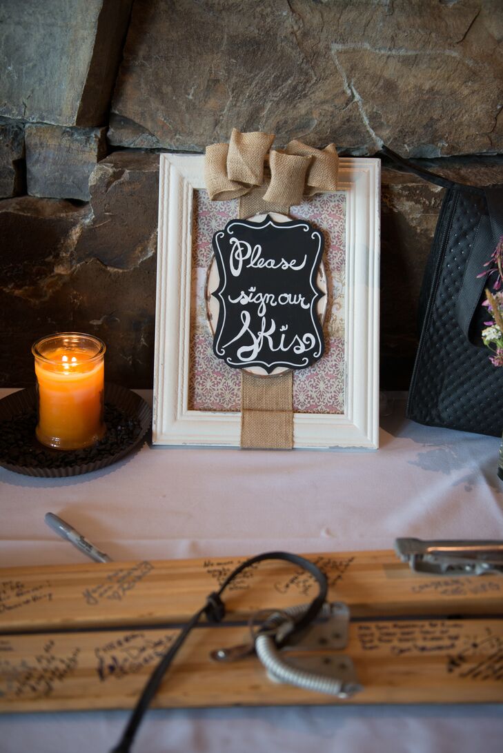DIY Guest Book Table