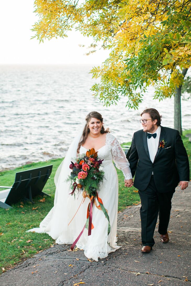 An Elegant, Fall Wedding at Glensheen in Duluth, Minnesota