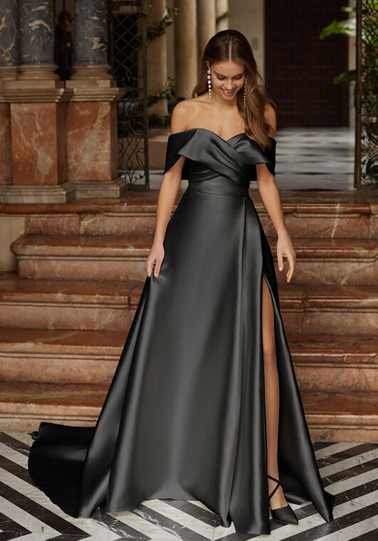 Moonlight Tango T112 Wedding Dress | The Knot