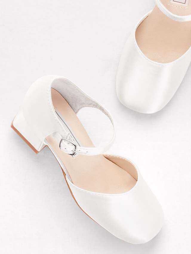 35 Adorable Pairs of Flower Girl Shoes by Color, Style & Age
