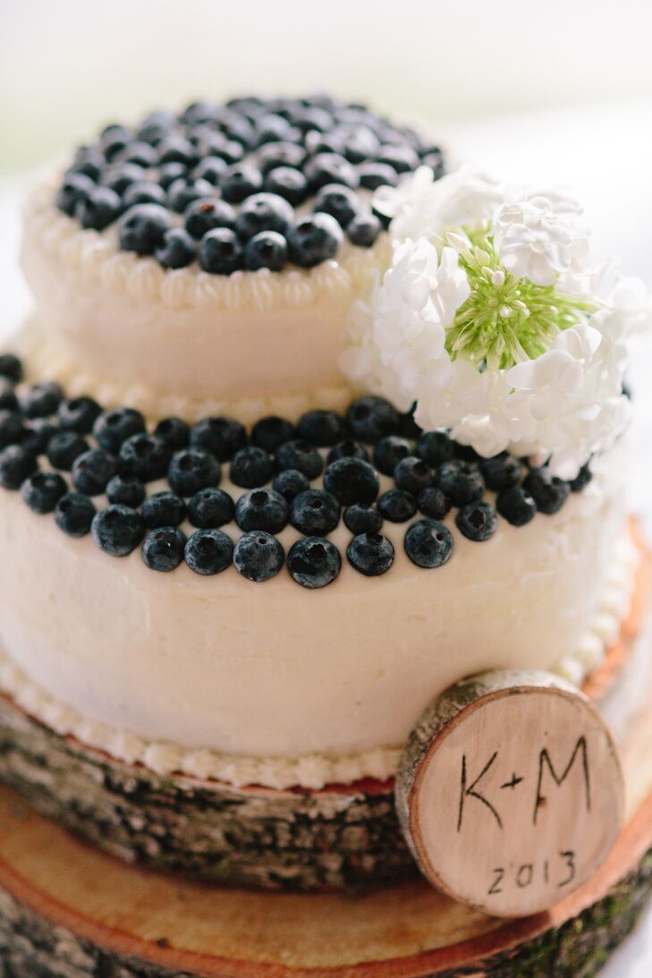 Fresh Blueberry Topped White Cake