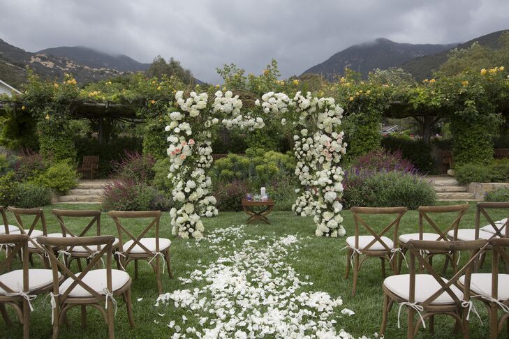 Outdoor Ceremony Decor