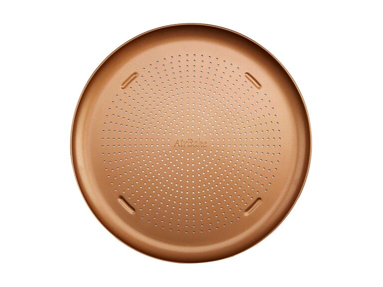 The Best Bakeware To Add To Your Wedding Registry