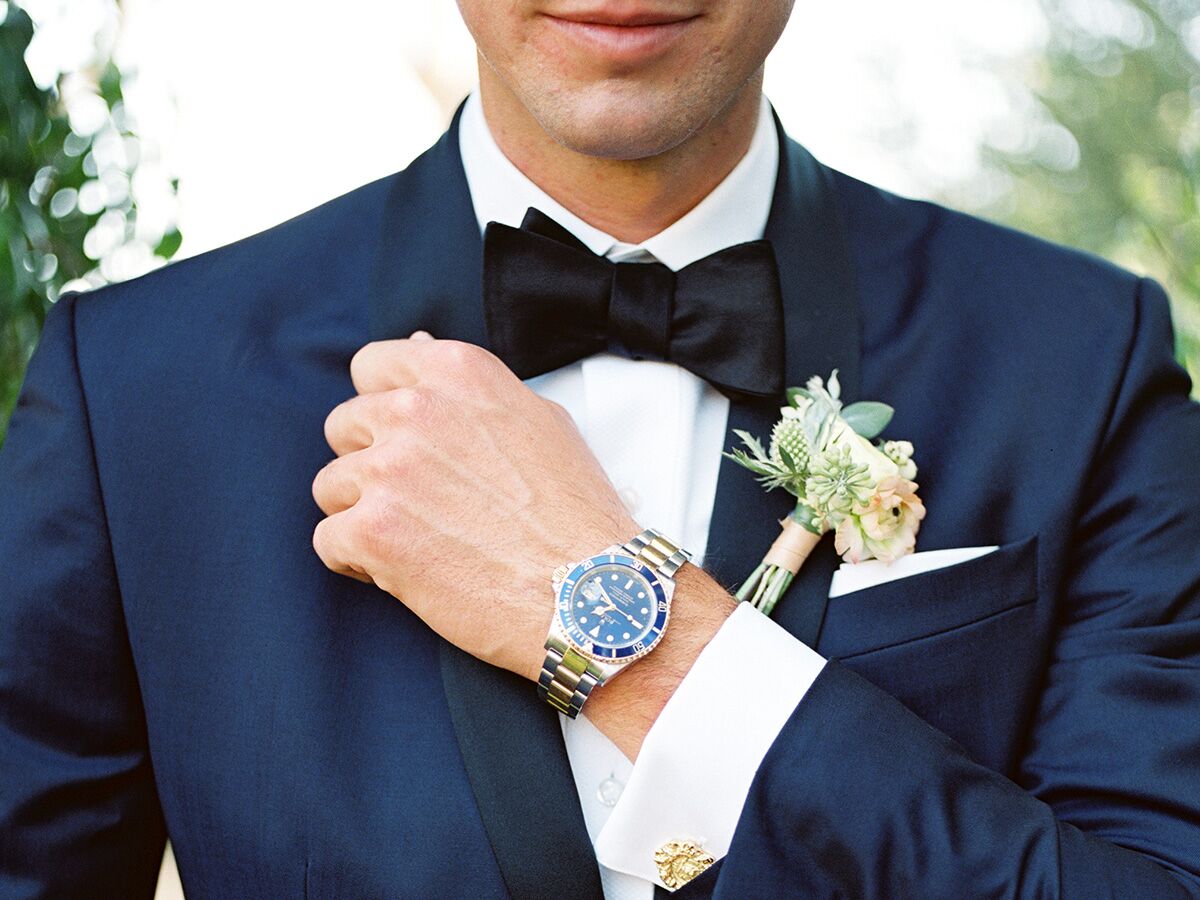 DIY or Buy: A Day-of Emergency Kit for the Groom