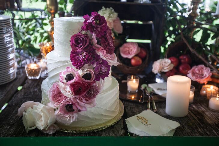 Pink and Purple Ombre Wedding Cake Flowers