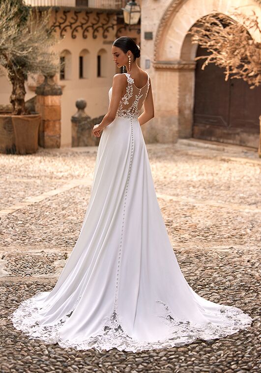 Moonlight Tango T127 Wedding Dress | The Knot
