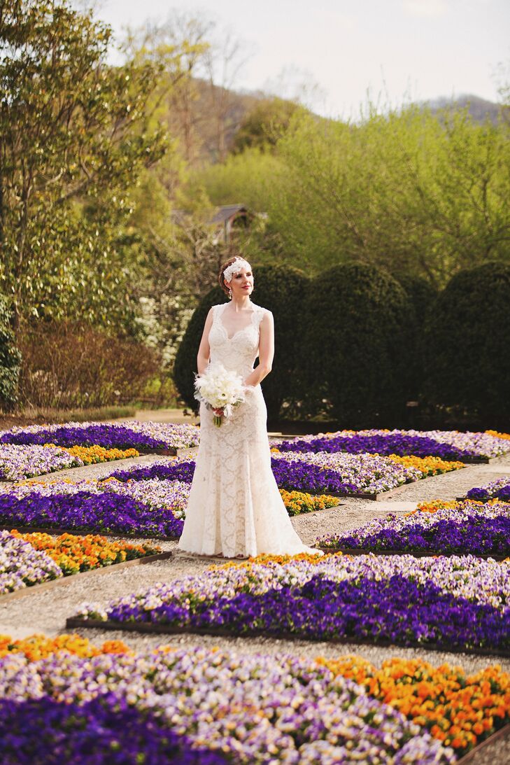 A Vintage-Inspired Mountainside Wedding at Crest Pavilion in Asheville ...