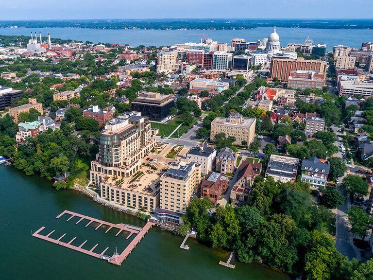 The Top 12 Waterfront Wedding Venues in the U.S.