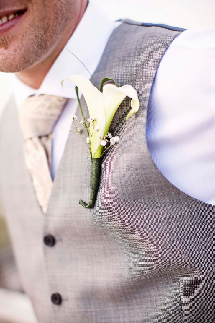 Ivory Calla Lily Boutonniere