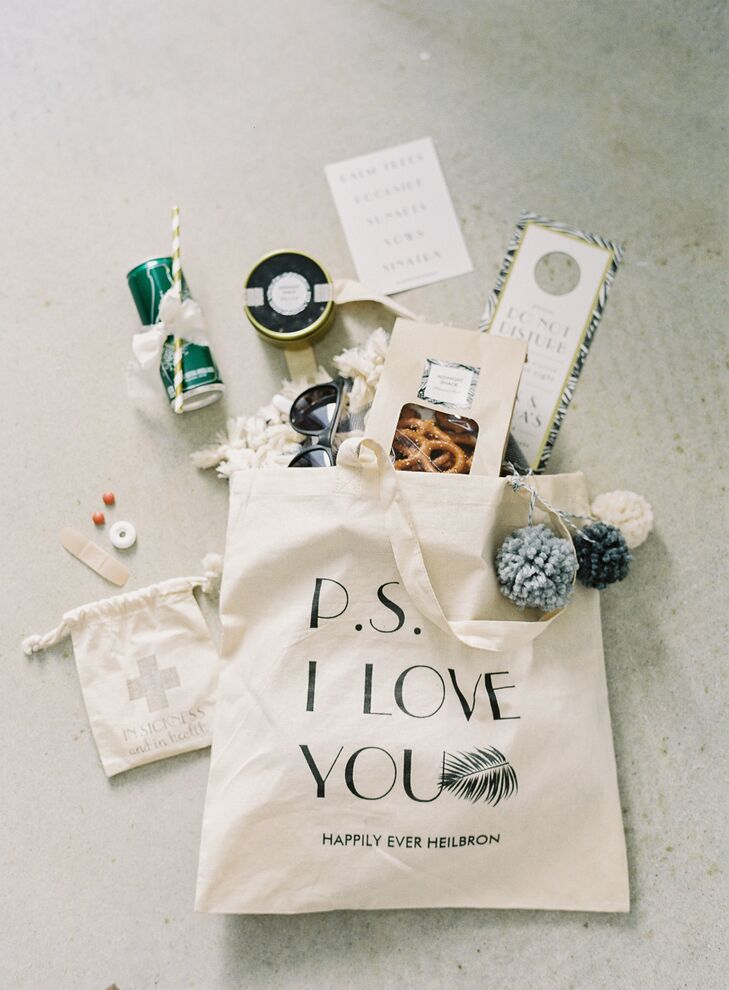 Personalized Canvas Welcome Kit Totes