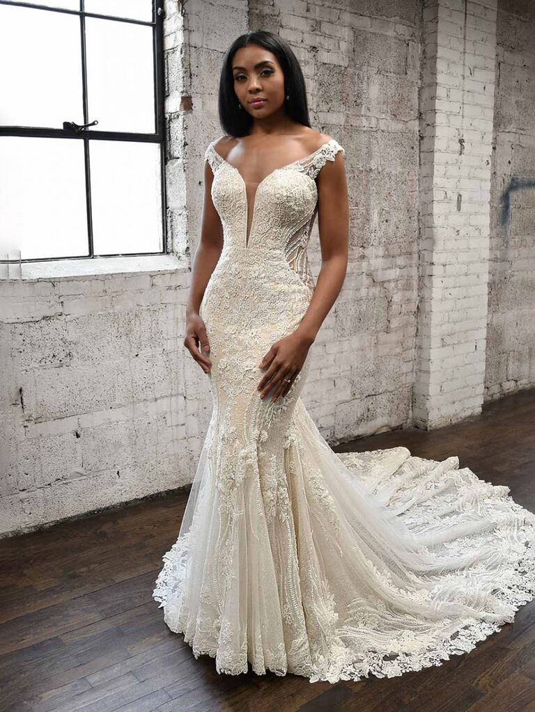 20 Romantic And Bold Corset Wedding Dresses