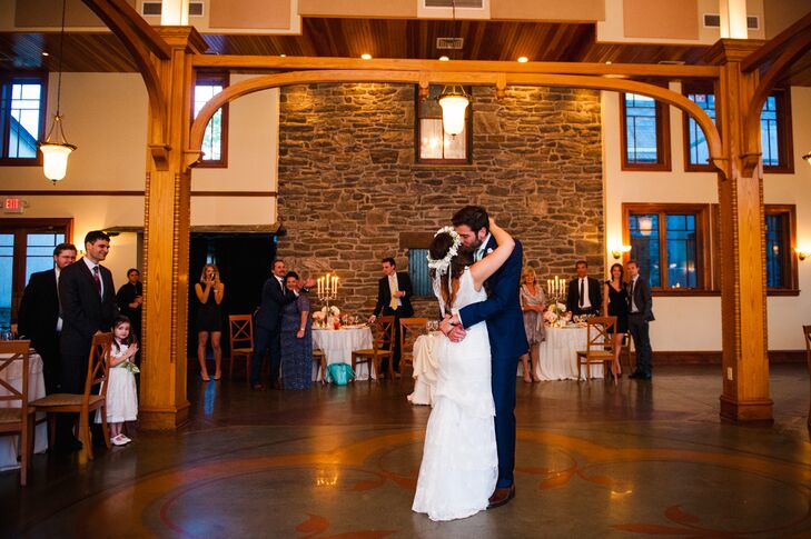 A Rustic, Romantic Wedding at Knowlton Mansion in Philadelphia ...