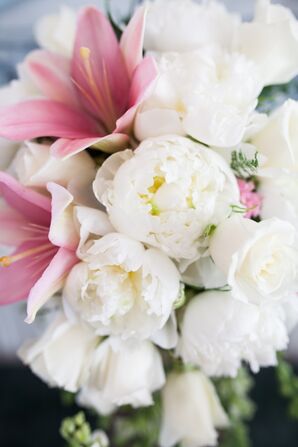 Flower Arrangements with Orchids, Roses, Peonies and Lilies