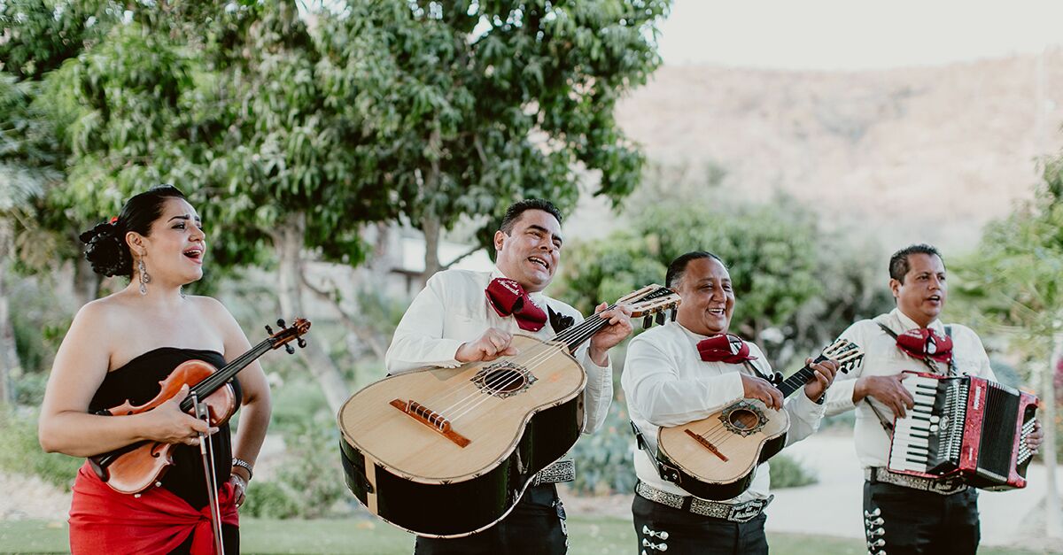 How to Plan Your Wedding Ceremony Music: Order to Know